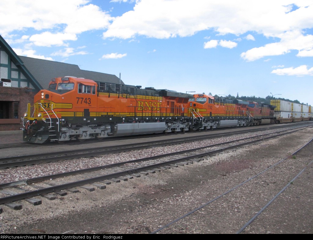 BNSF 7743